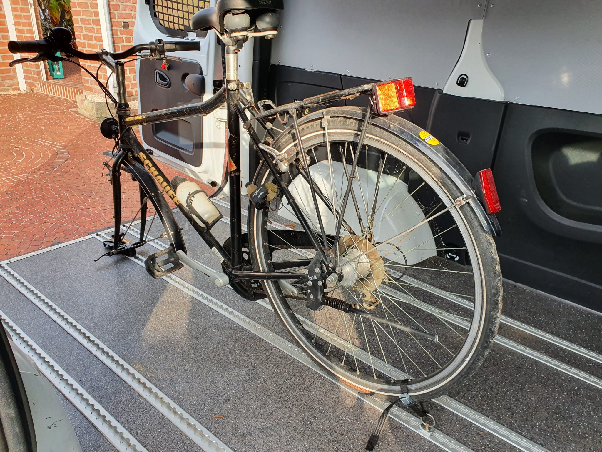 Fahrradadapter für Airline Schienen - Venta-supply